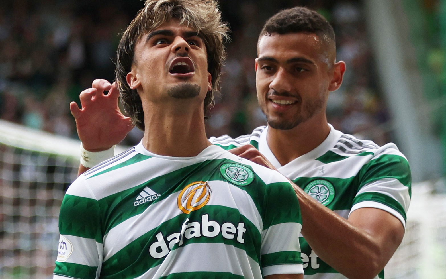 Watch as Jota and Reo Hatate become Celtic cheerleaders