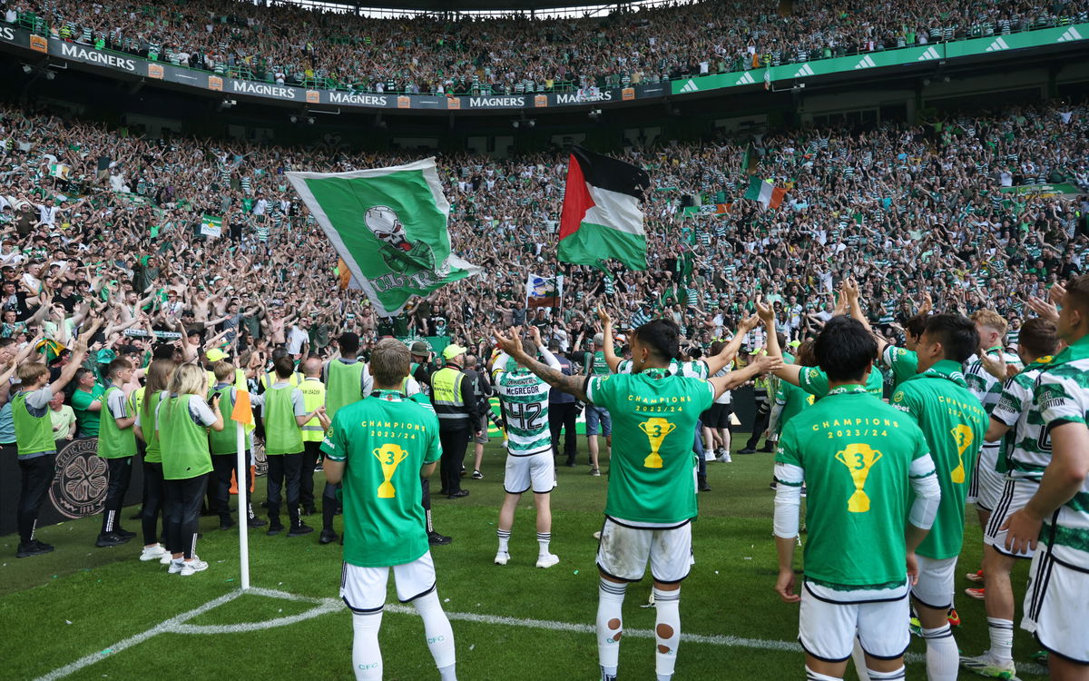 Here We Go Again- watch Celtic fans turn Glasgow Cross Green and White