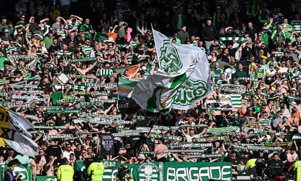 Piling on the agony- Epic Celtic fan-cam from Hampden